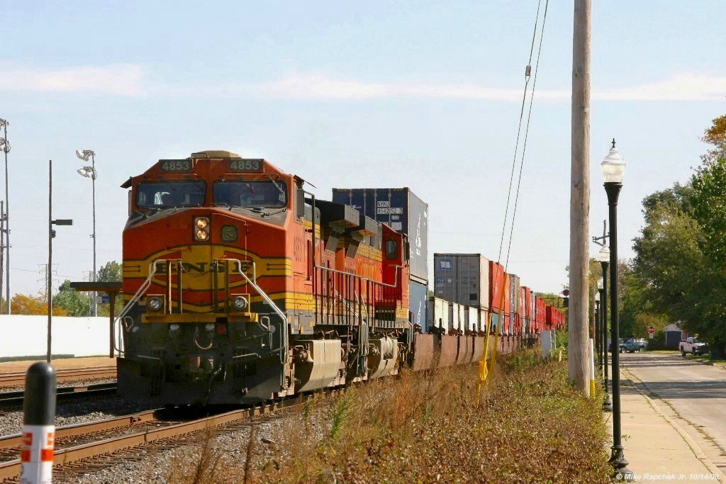 BNSF Stack Train on the Yard Track